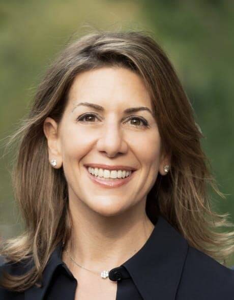 Lisa Gans - SmartFlyer Westchester-Based Luxury Travel Advisor